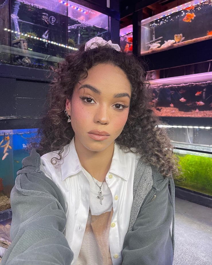 Image of Alexis Mackenzie