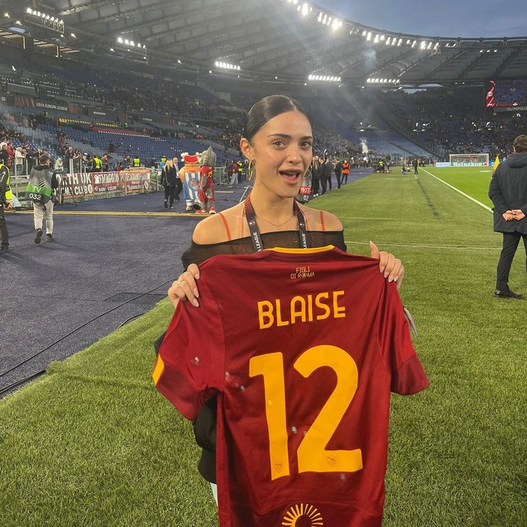 Picture of Luna Blaise