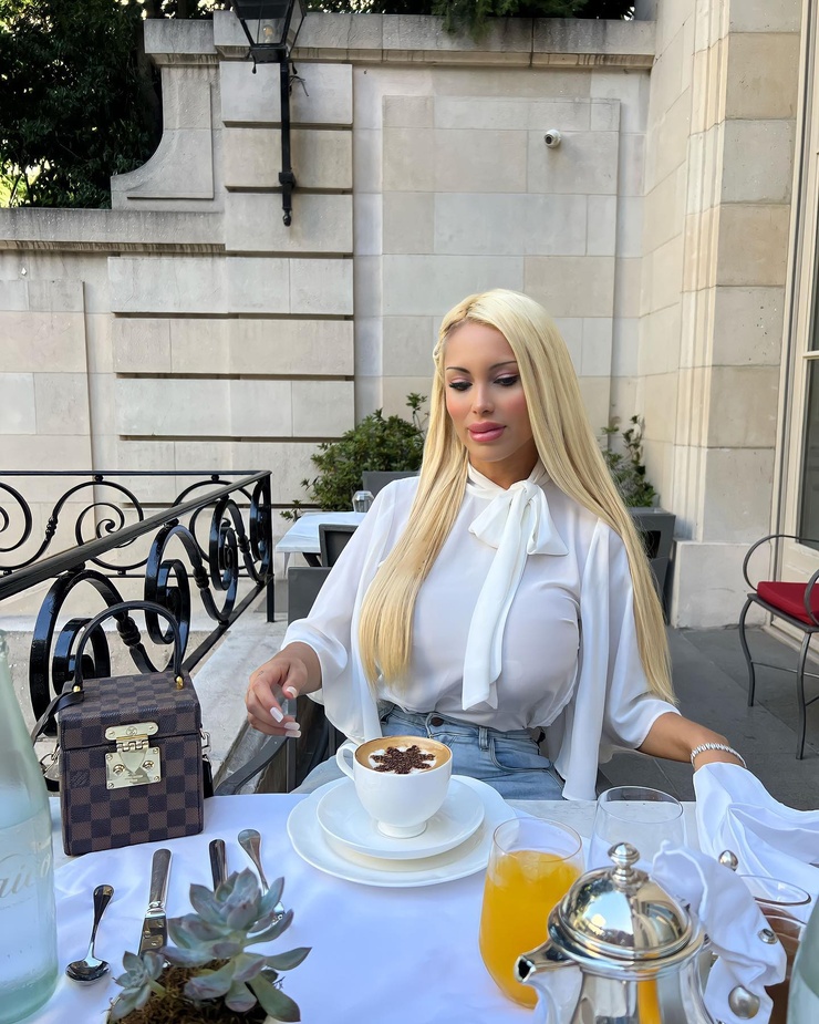 Picture of FLORENCIA CHILO