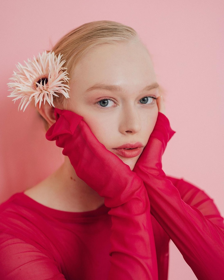 Yana Polhovskaya picture