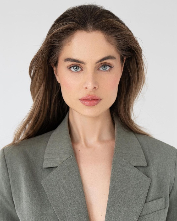 Picture of Nicole Sietsema