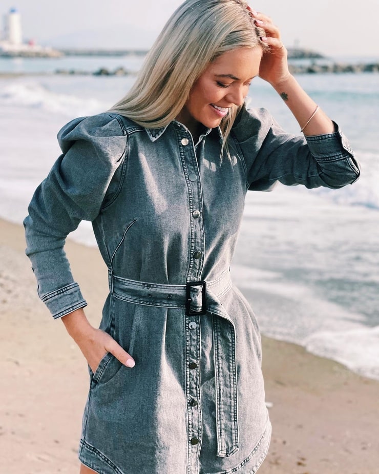 Picture of Danni Menzies