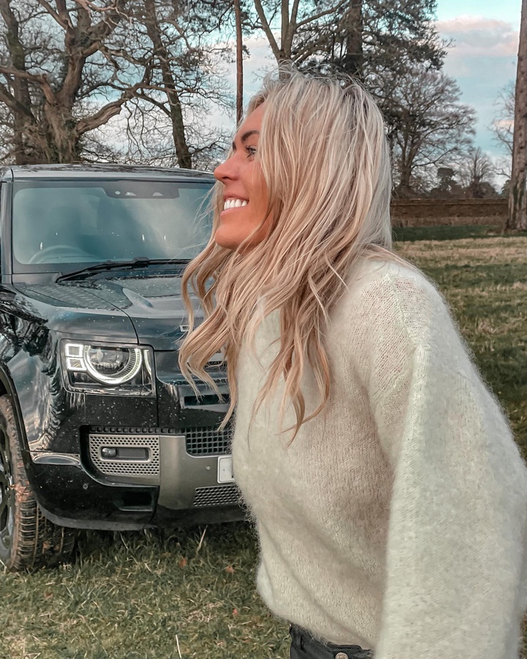 Picture of Danni Menzies