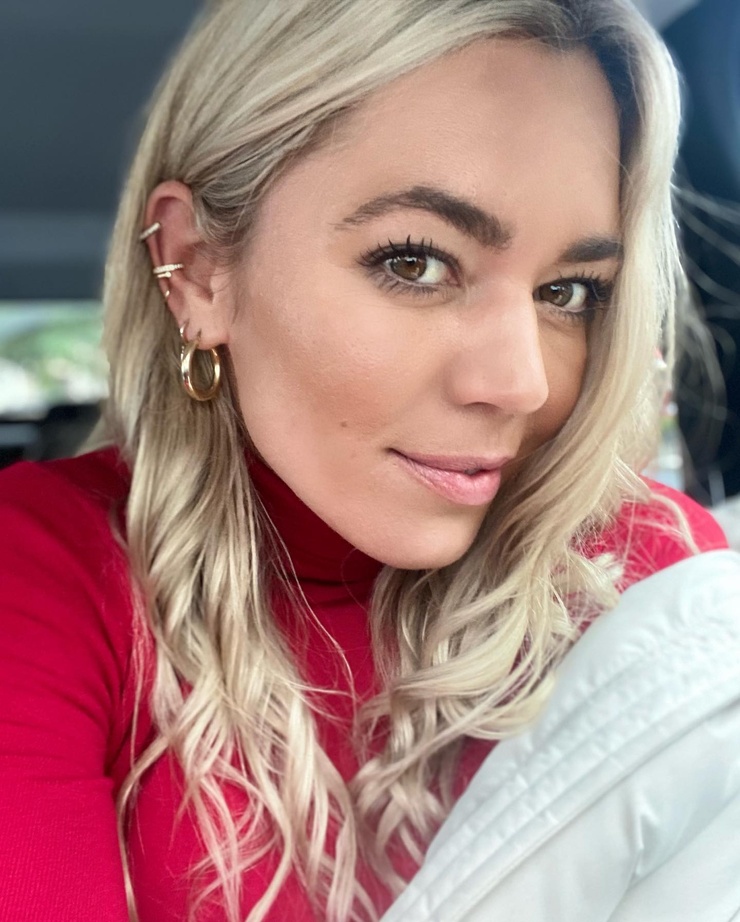 Picture of Danni Menzies