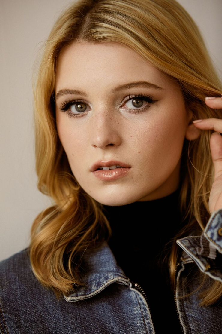 Madison Thompson picture