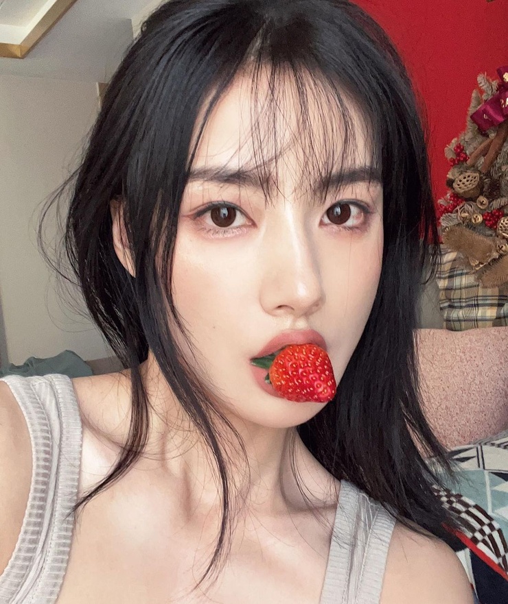 Chen Nuan Yang image