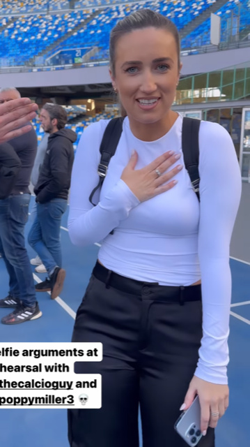 Picture of Poppy Miller (i)