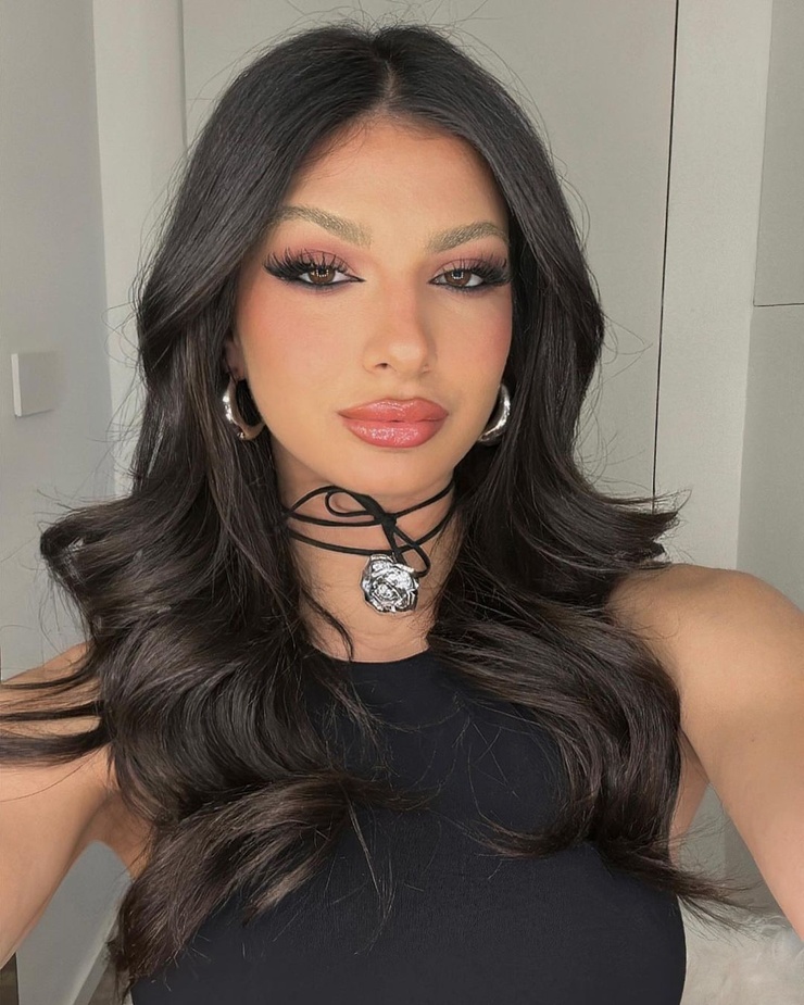 Picture of Elisa Maino