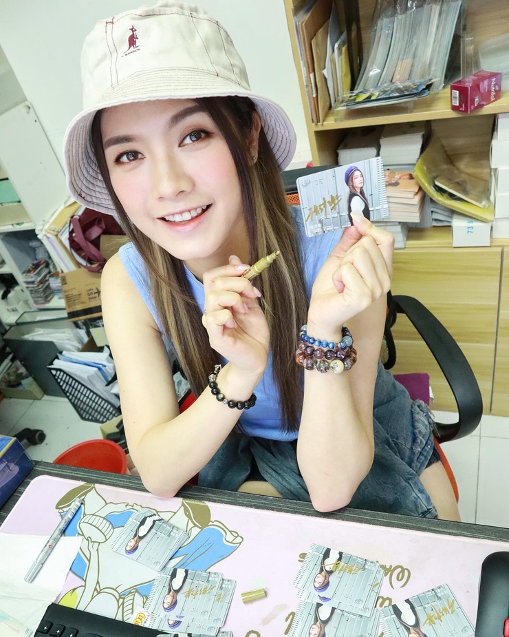 Picture of Charlotte Cheung