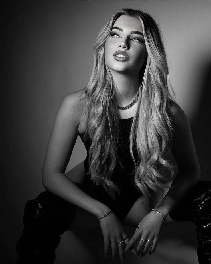 Picture of Roselynn Brouwer