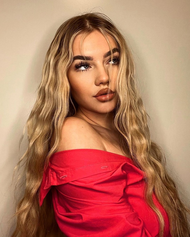 Roselynn Brouwer image