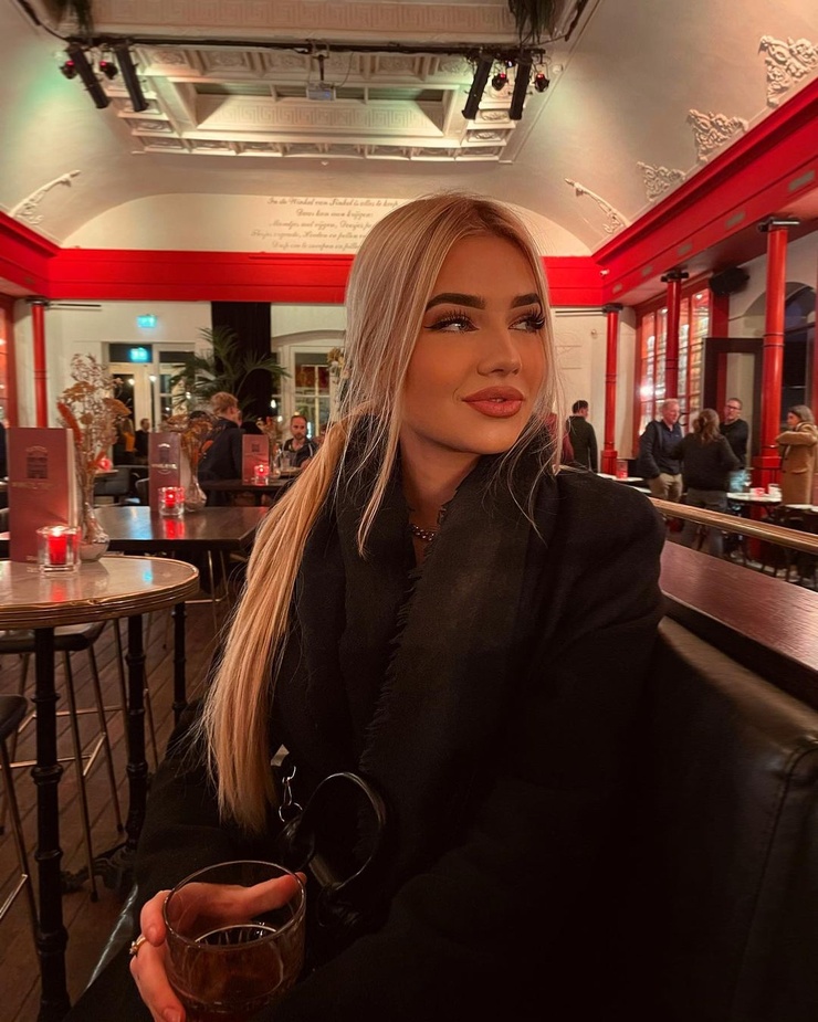 Picture of Roselynn Brouwer