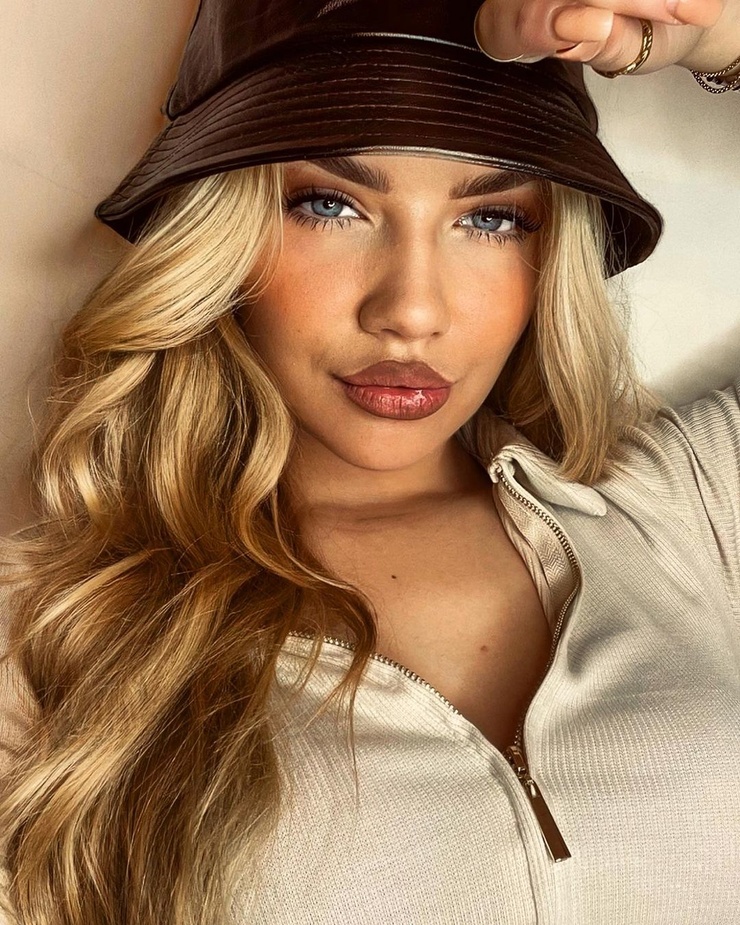 Picture of Roselynn Brouwer