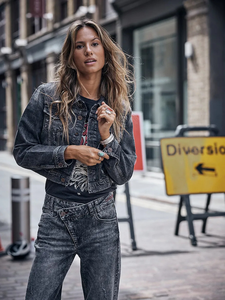 Lauren Messack image