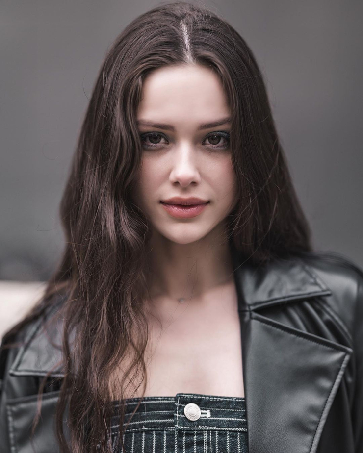 Picture of Lisa Rosh