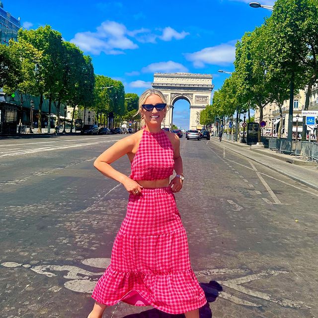 Poppy Miller (i) image