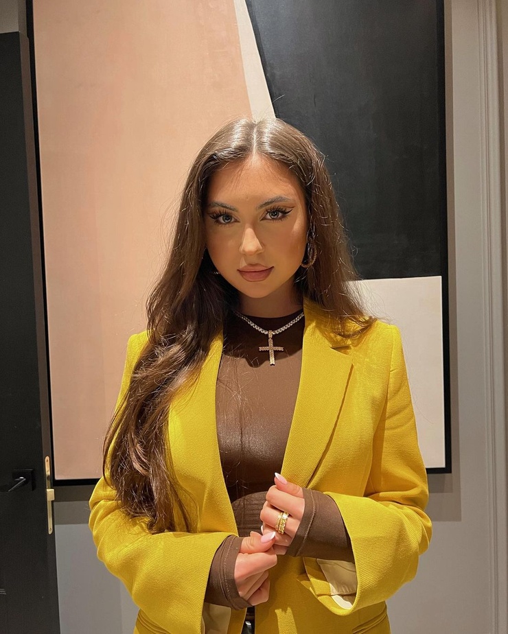 Picture of Nicoleta Bezer