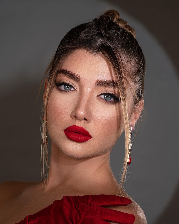 Picture of Negin Haghdost