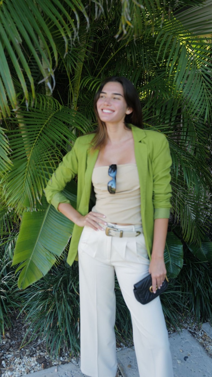 Rachel Vallori image