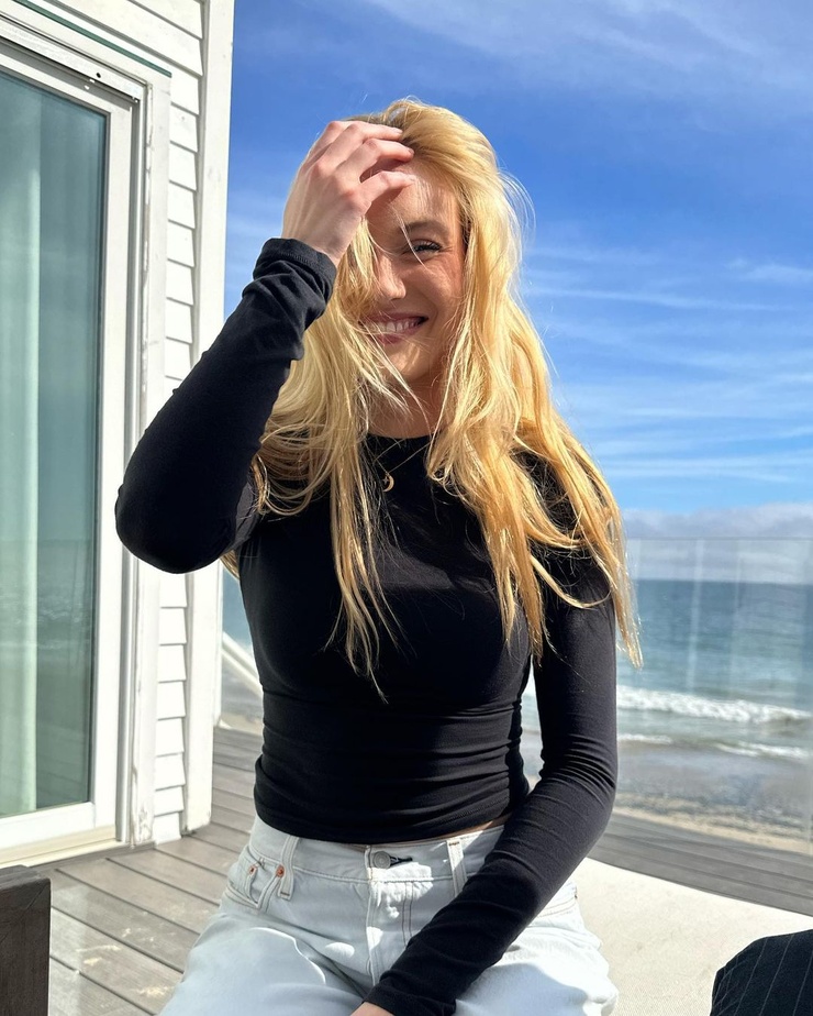 Picture of Chloe Rose Robertson