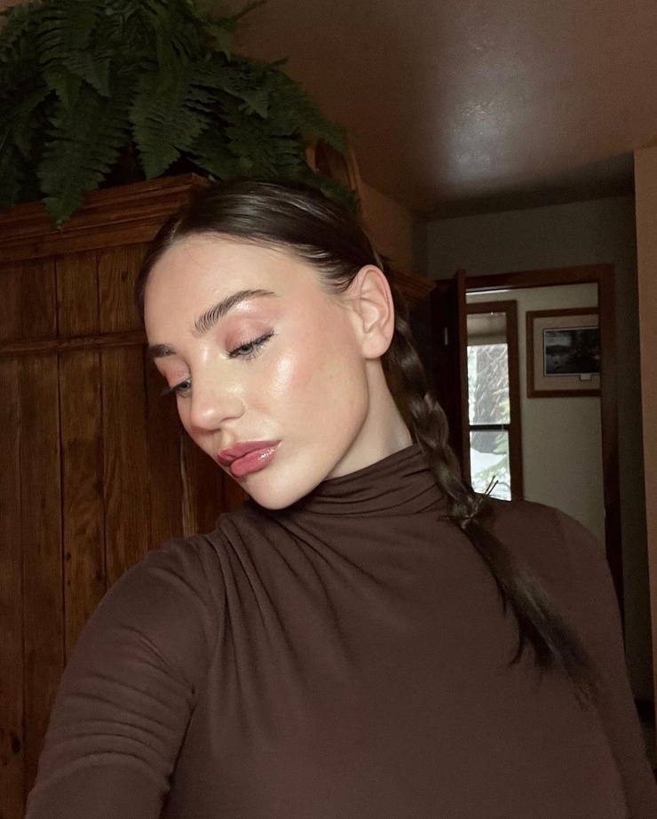 Picture of Bethany Lily April