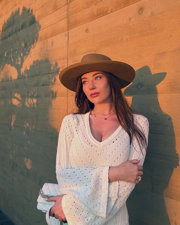 Image of Bethany Lily April