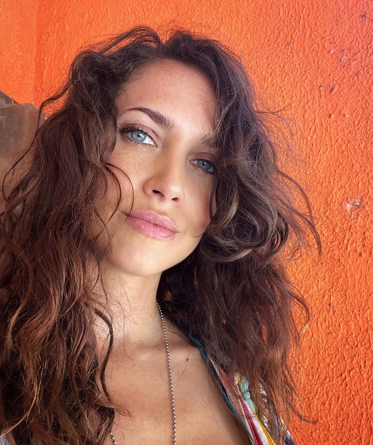Maiara Walsh image