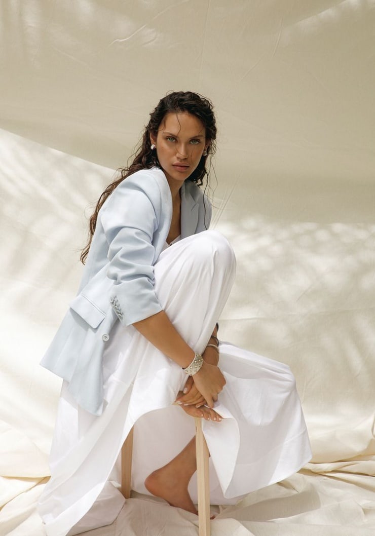 Picture of Dalianah Arekion