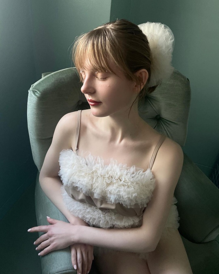 Ella Freya image