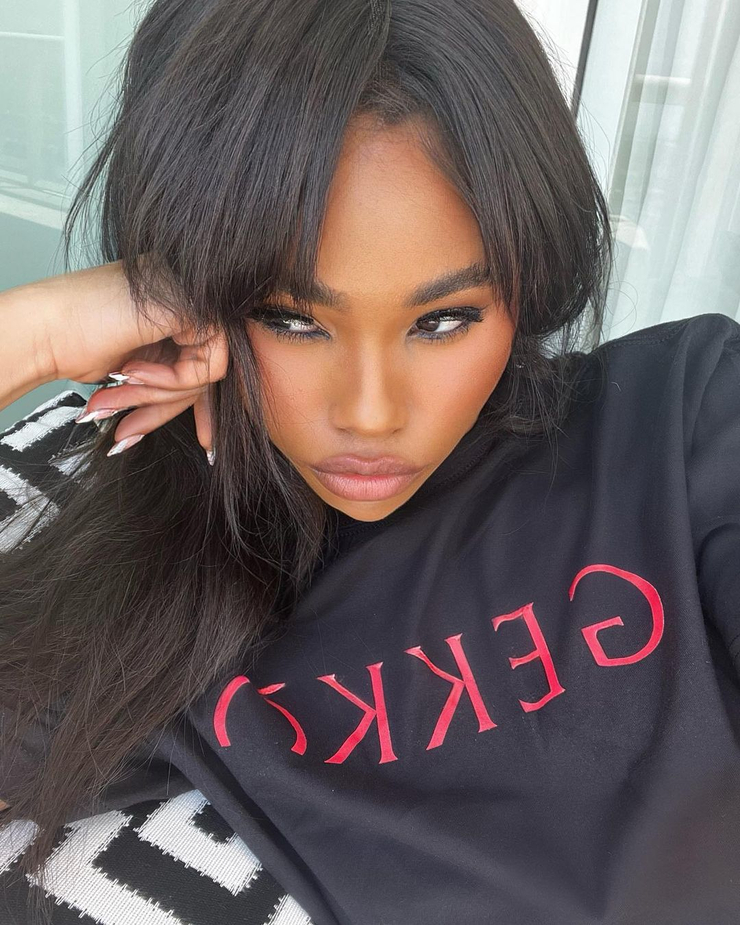 Britnee Bardot image