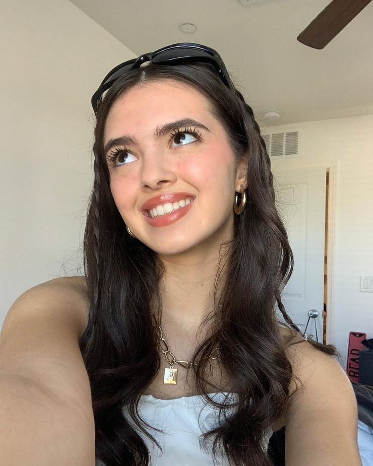 Picture of Adriana Camposano