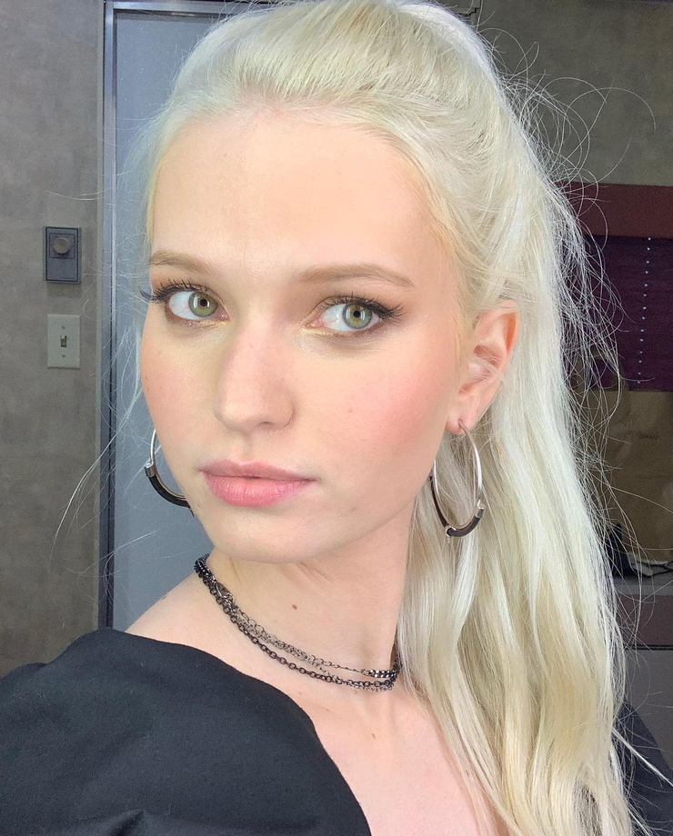 Picture of Alli Albrecht