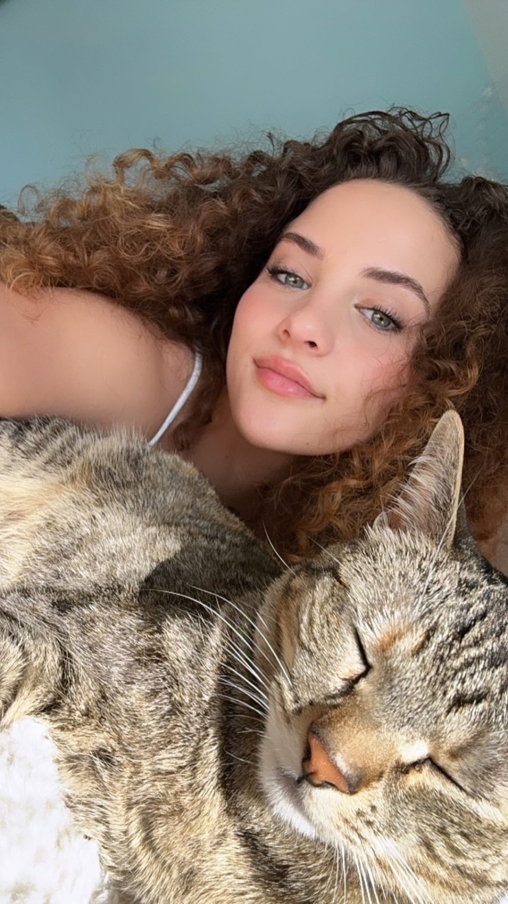 Picture of Sofie Dossi