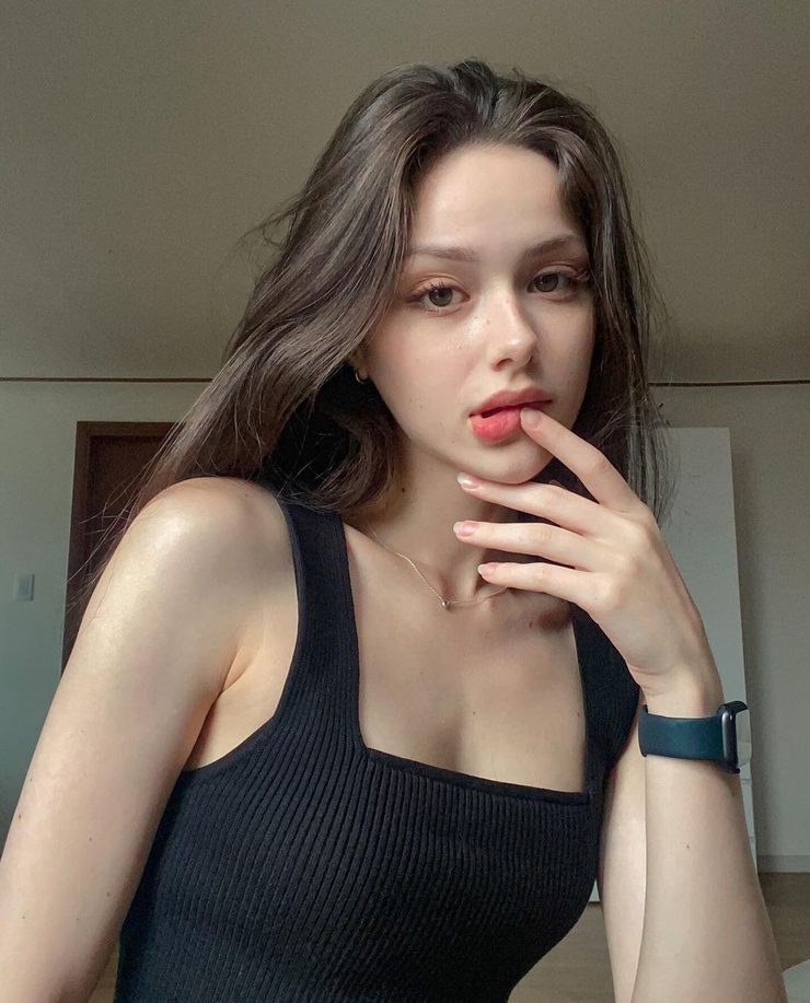 Picture of Lisa Rosh