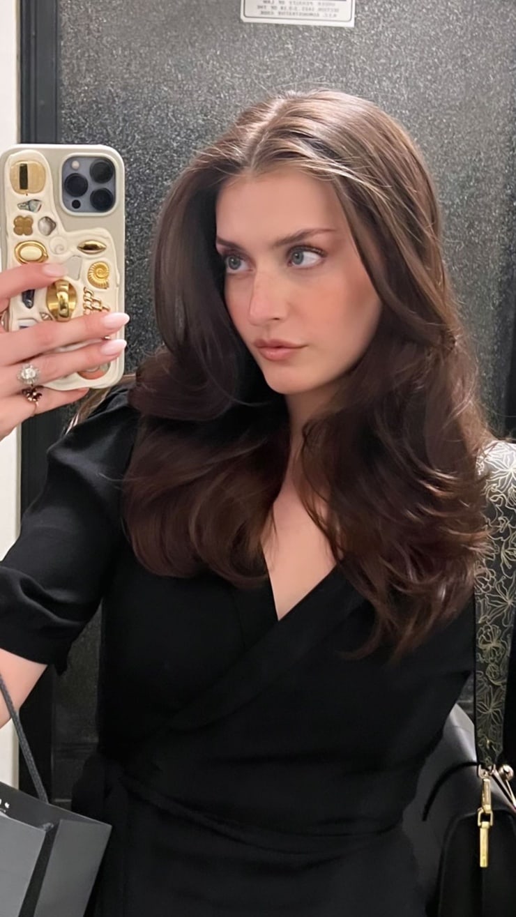 Picture of Jessica Clements