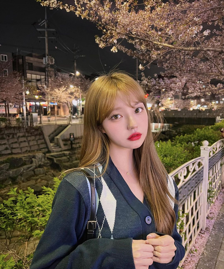 Picture of Jung Yoon