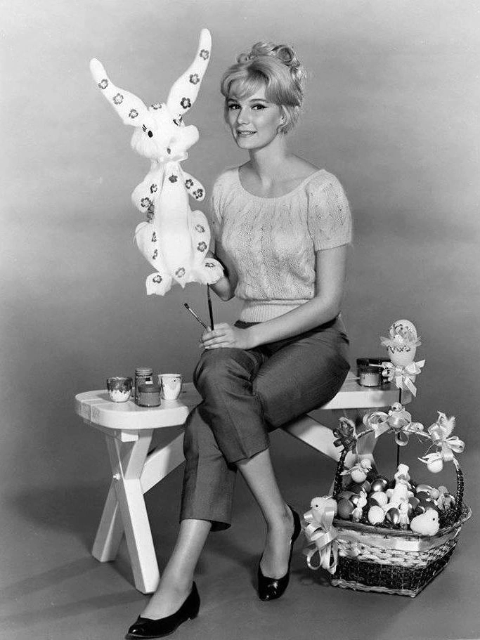 Picture of Yvette Mimieux