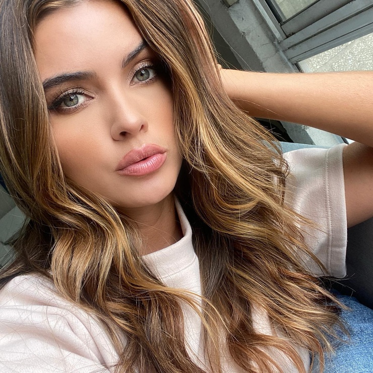 Laura Quintero image