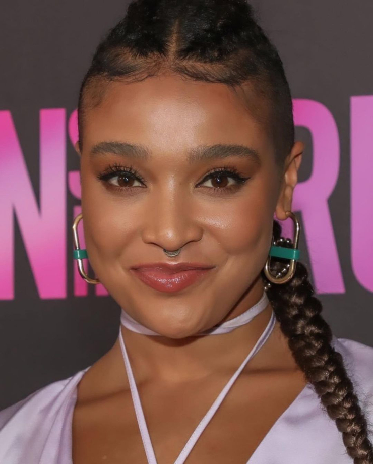 Lucy Barrett picture