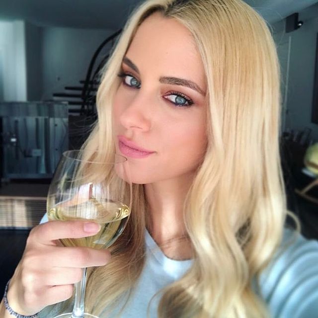 Doukissa Nomikou picture
