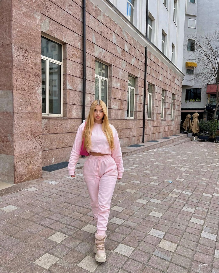 Picture of Megisa Pregna