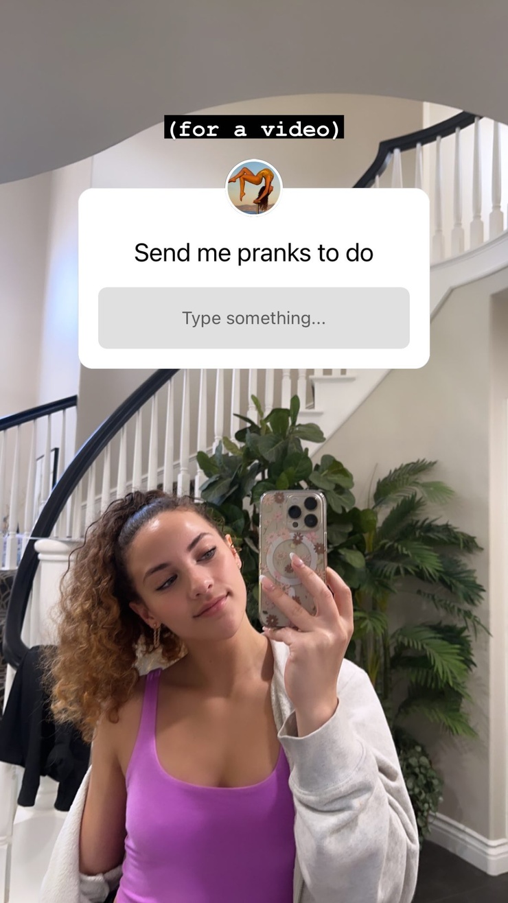 Image of Sofie Dossi