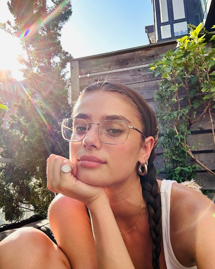 Taylor Marie Hill picture