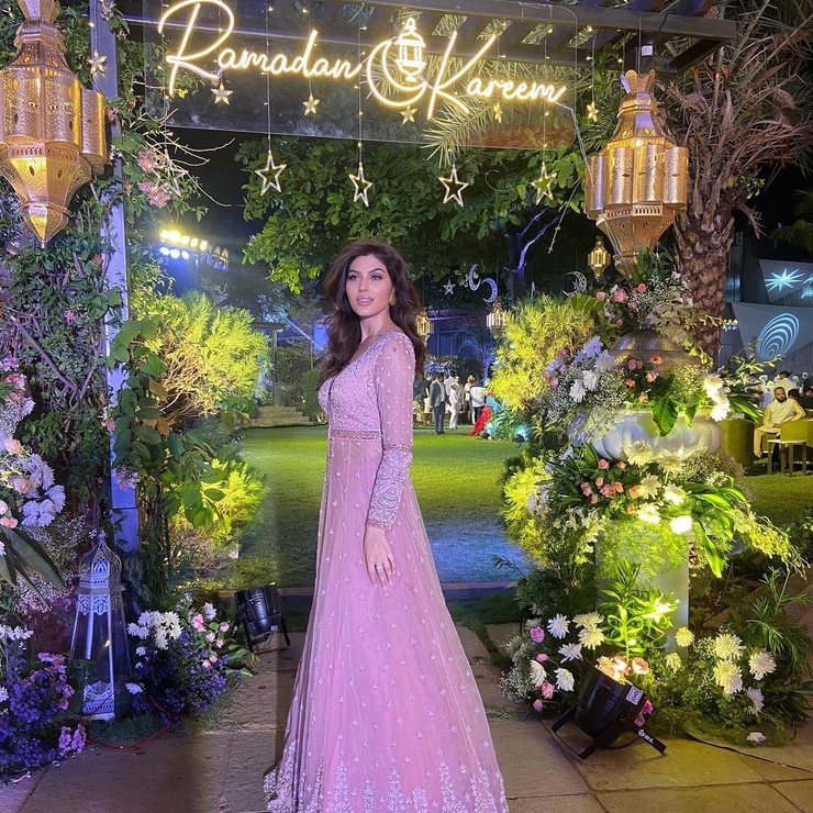 Picture of Elnaaz Norouzi