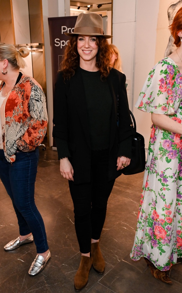 Picture of Amy Manson
