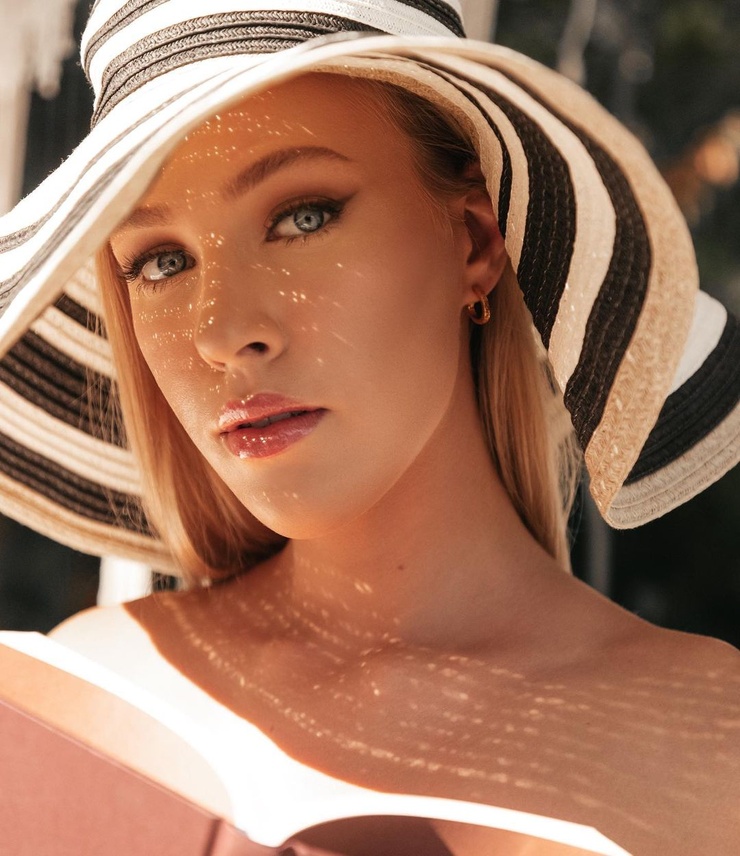 Picture of Bri Madeline