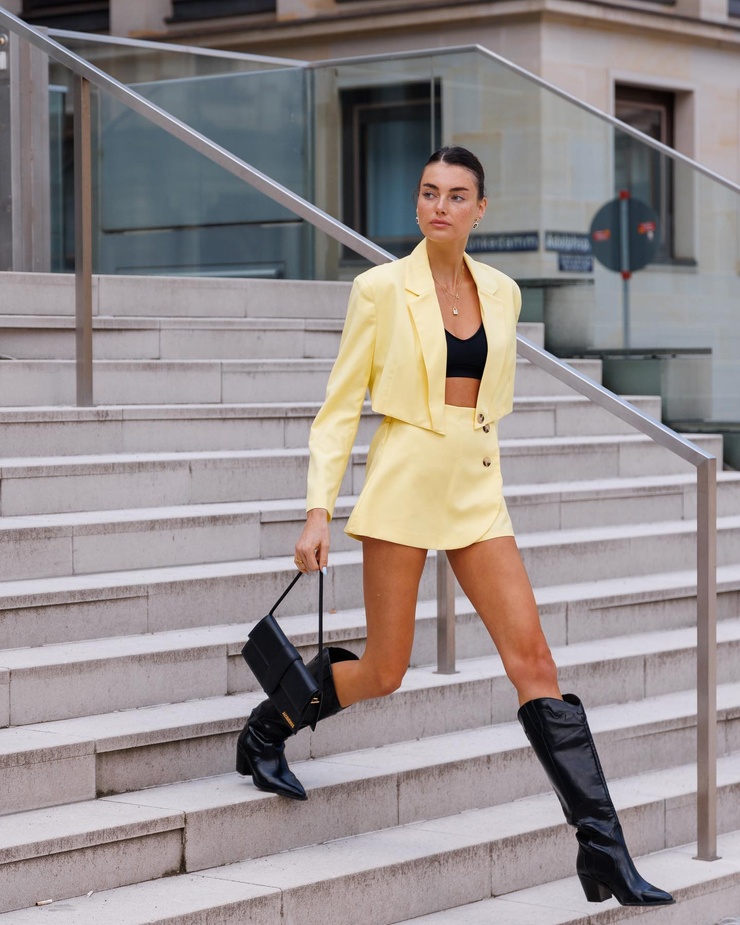 Celine Bethmann image