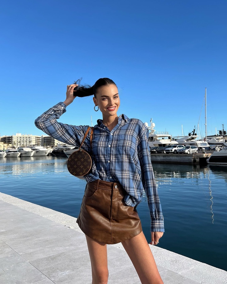 Picture of Celine Bethmann