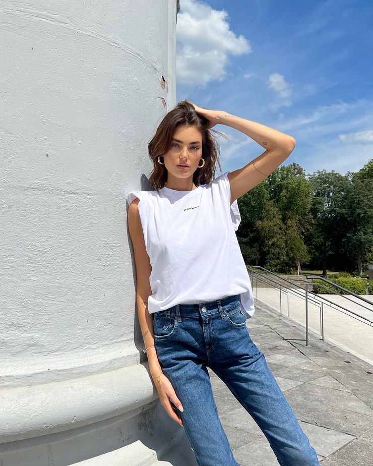 Picture of Celine Bethmann
