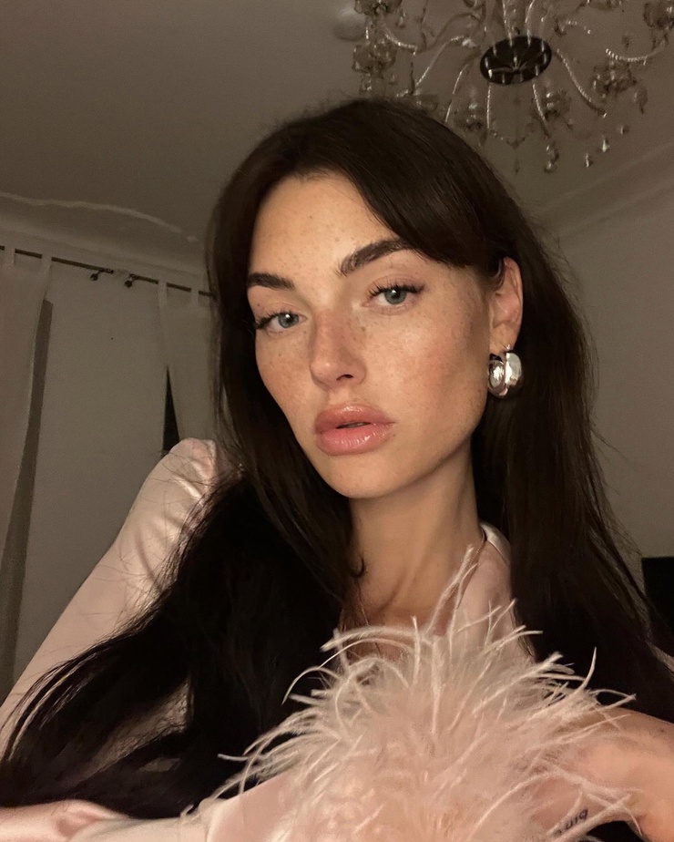 Picture of Celine Bethmann